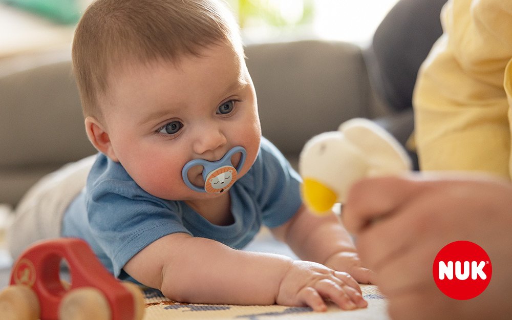 NUK Space Schnuller lässt zarte Babyhaut atmen | baby & junior ...